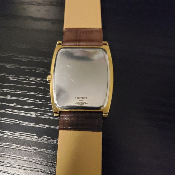 Seiko | Accessories | Rare Vintage New Old Stock Seiko Slim Barrel Tank Mens Wrist Watch | Poshmark